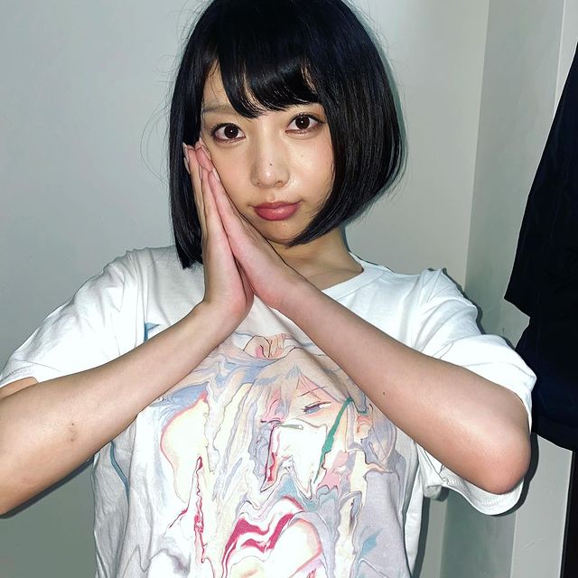安位薫のinstagram投稿(2021年4月13日 00 29)|有名人インスタランキング